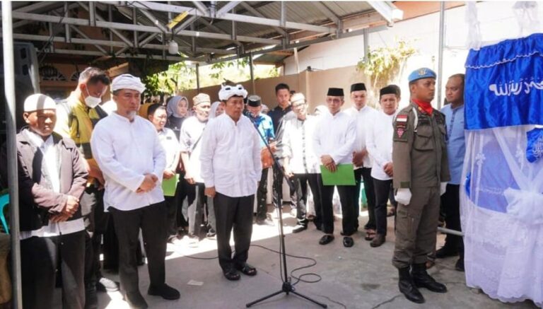 Penjagub Hadiri Prosesi Pemakaman Kepala Dinas Dukcapil-PMD Gorontalo ...