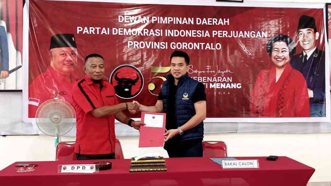 Serahkan Formulir Di Pdip Rama Datau Resmi Daftar Balon Gubernur
